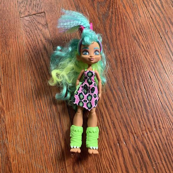 Mattel | Toys | Mattel Cave Club Fernessa Doll 8 Neon Hair Dinosaur ...